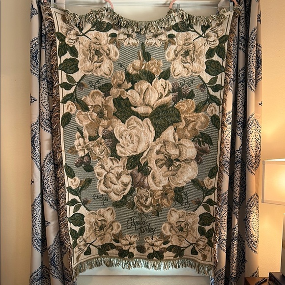 Vintage | Bedding | Vintage Magnolia Tapestry Throw By Simply Country ...